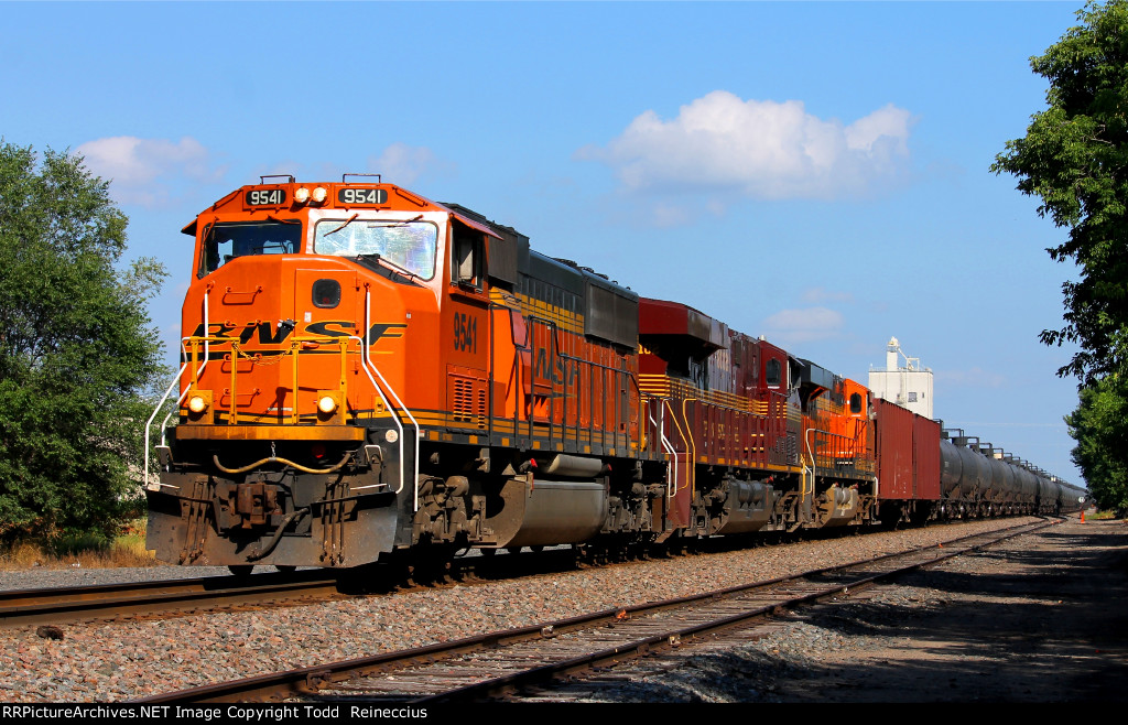 BNSF 9541
